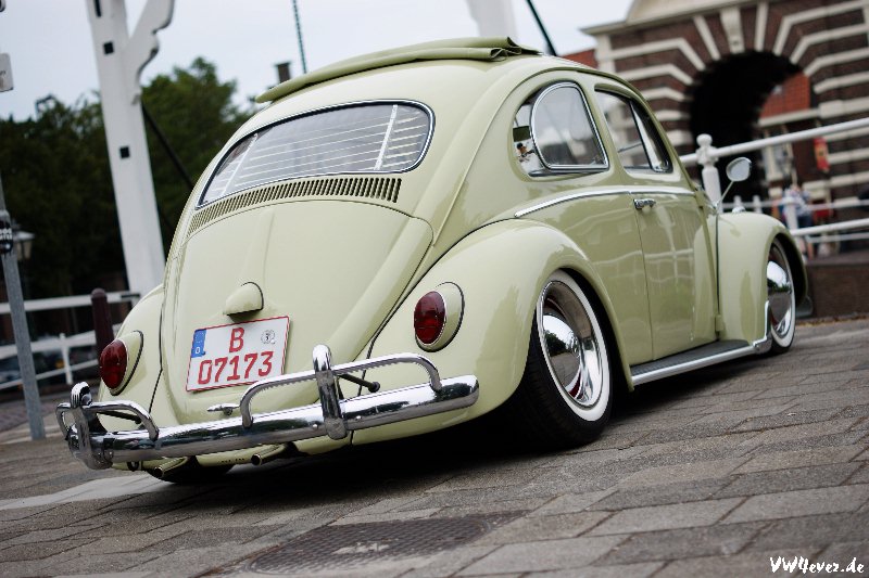 Modelbrouwers.nl modelbouw • Toon onderwerp - '61 ragtop bug called ...